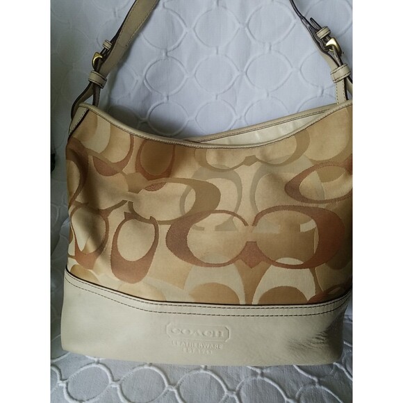 Coach | Bags | Coach Signature Shoulder Bag Purse Optic Large 7656 ...